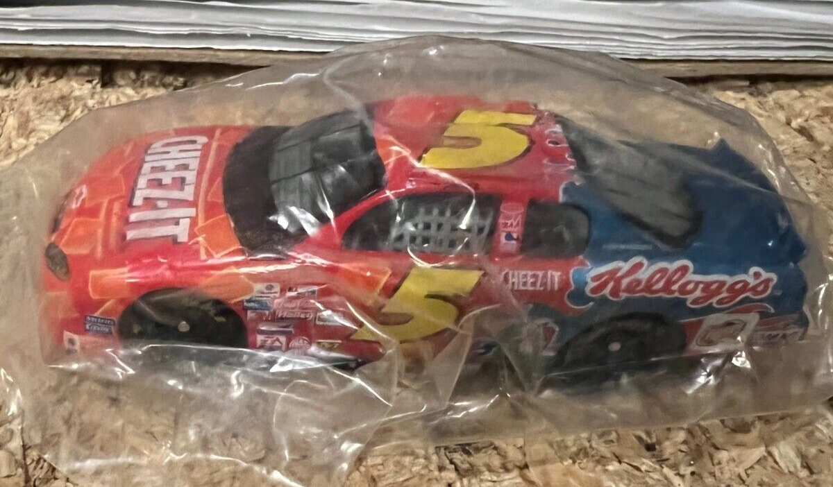 TERRY LABONTE #5----CHEEZ-IT----1/64---NEW IN BAG---CRACKER PAINT ...