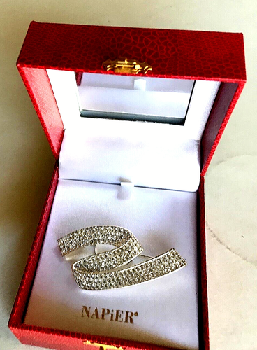 LOT #1: NAPIER RHINESTONE BROOCH SIGNED & IN AN ORIGINAL BOX W MIRROR ...