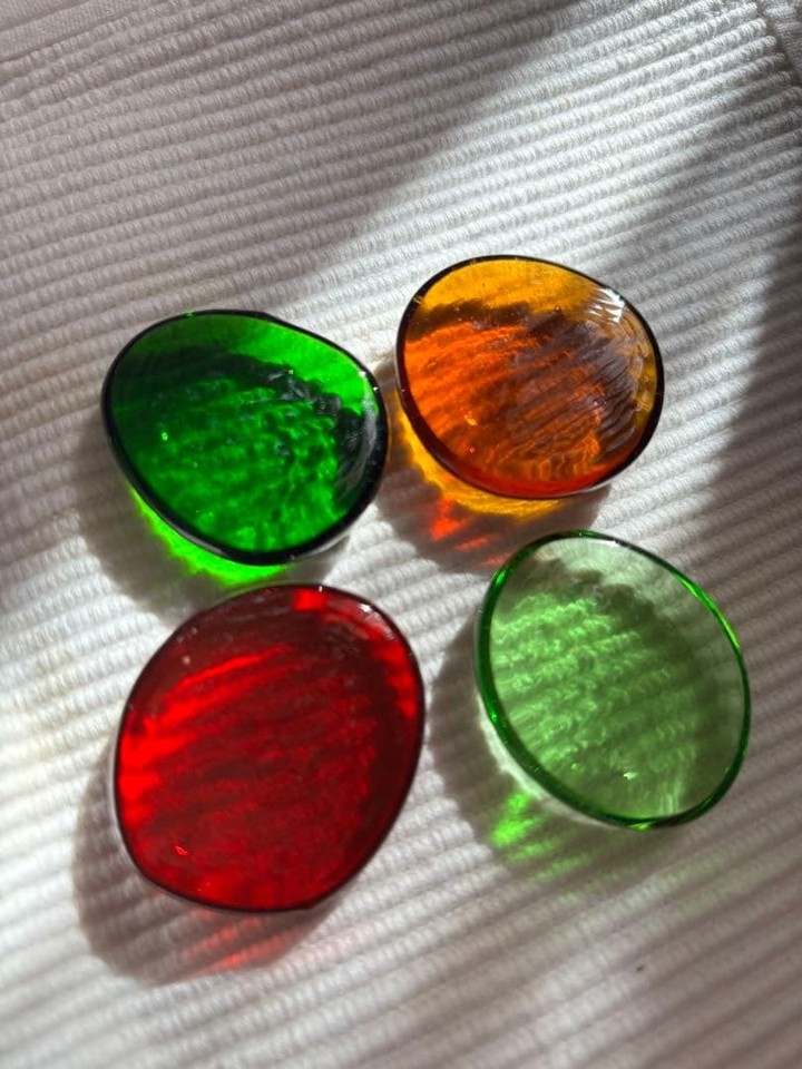 Otaru Glass Chopstick Rest Set of 4, Colorful Oval Glass Plate ...