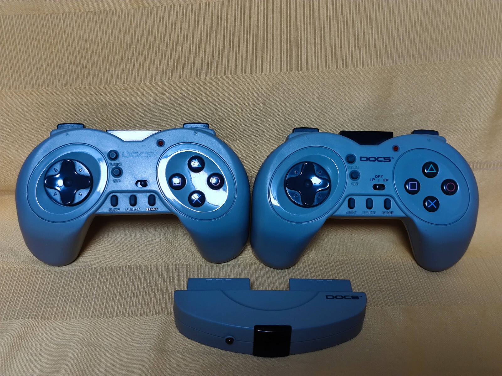 Sony Playstation 1 PS1 - Docs wirelles kabellose Controller 2 Stk mit ...