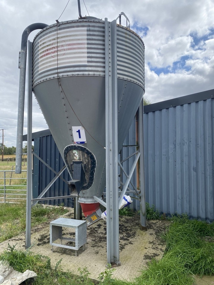 2 Ton Feed Bin Bulk Silo Animal Feed Container | eBay UK