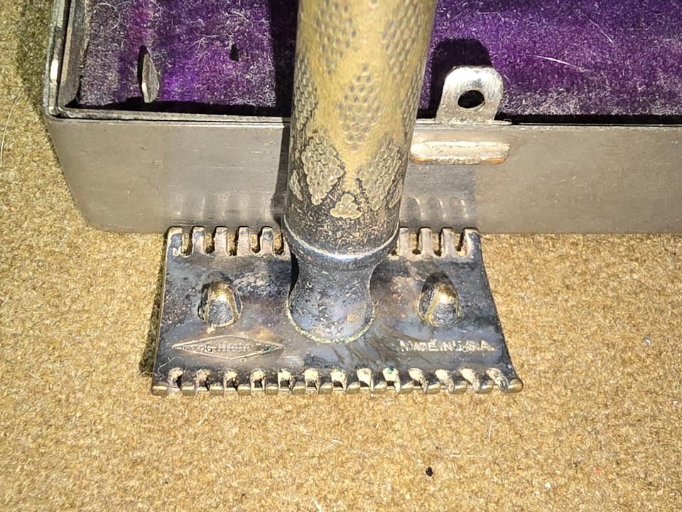 WWI Era Gillette Bostonian Safety Razor Set | eBay