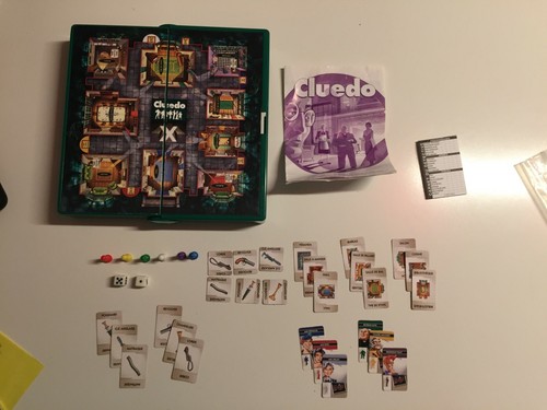 Cluedo version de voyage COMPLET boite plastique de transport | eBay