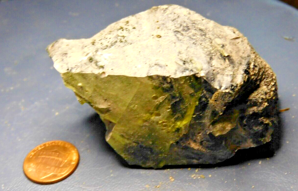 9.6oz Greenish Partially Transparent Silver Speckles Cullet Recycled ...