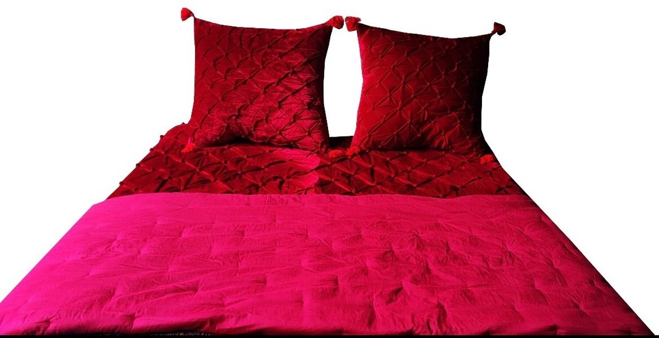 Deep Red velvet comforter, Luxury Quilt, Velvet Quilt, Velvet Comforter ...