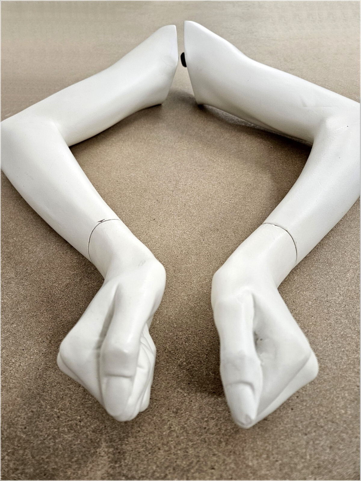 Pair of Vintage female ROOTSTEIN Mannequin parts Arm + Hand ...