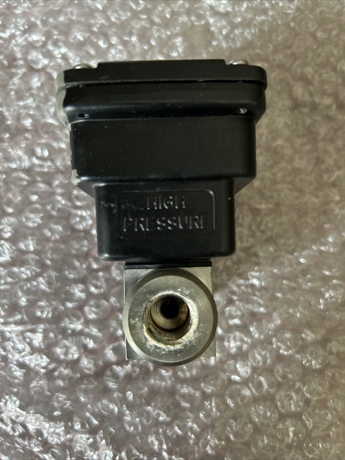 Setra Model 230 Differential Pressure Transmitter 2301025PD2F11B Used ...