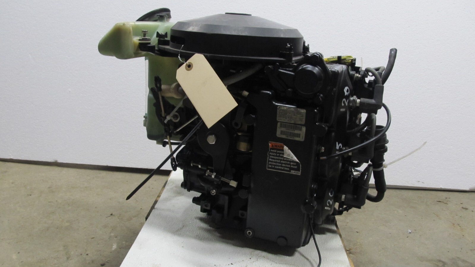 OEM 50hp Mercury Outboard Motor 50ELPTO 120 115 120 PSI-Missing Carbs ...