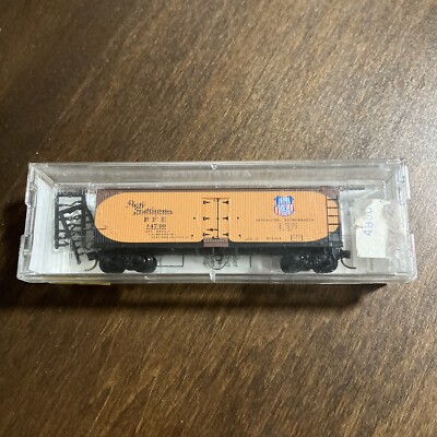 NOS Micro-Trains PACIFIC FRUIT EXPRESS N Scale Reefer Car - 49500 | eBay