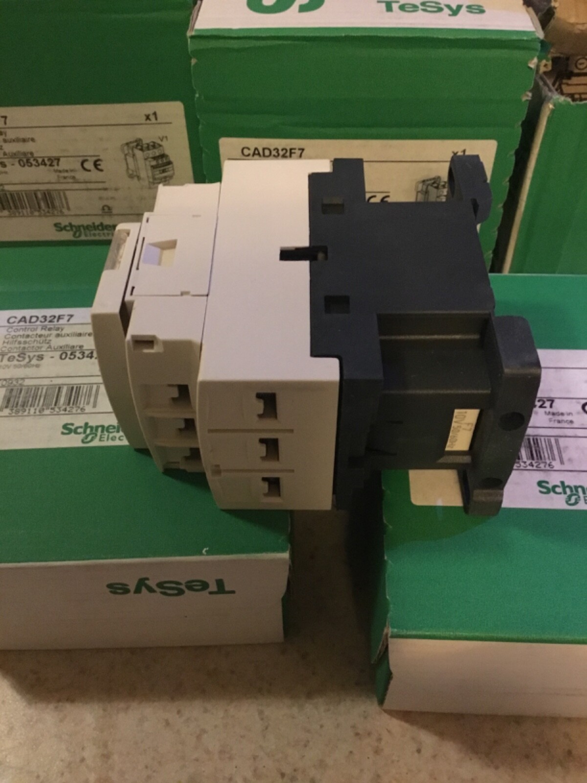 NEW n BOX Schneider CAD32F7 053427TeSys D Control Relay 3NO 2NC 110V AC ...