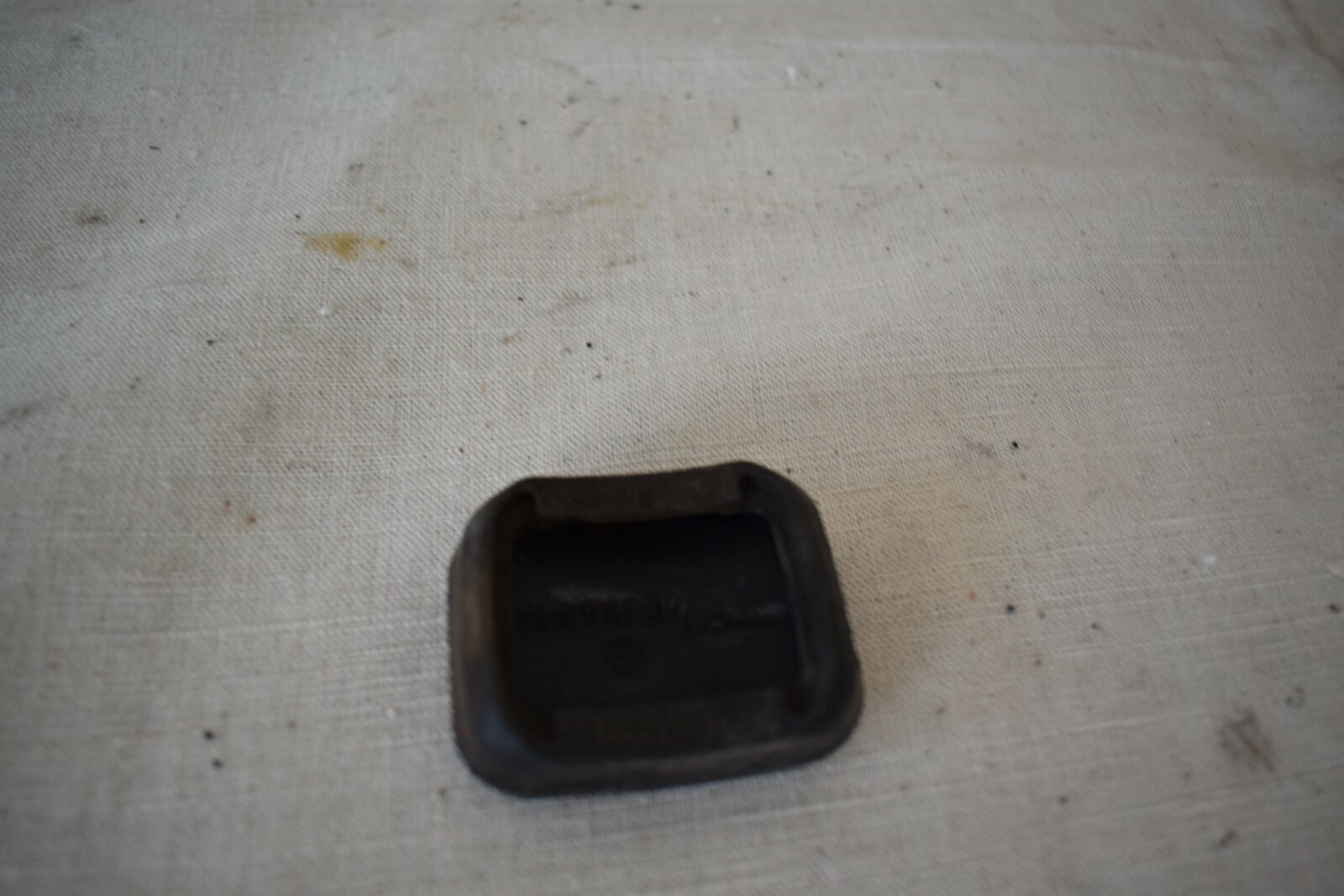 Mercedes W210 W124 W123 R129 W212 G463 Pedal Gummi Fußbremse 1244270382 ...