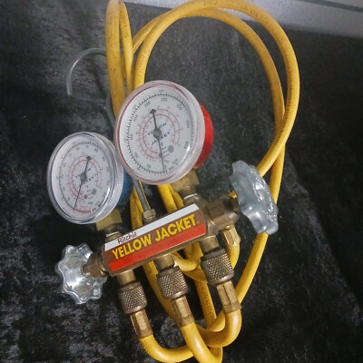 Gauges - Yellow Jacket Test And Charging Manifold