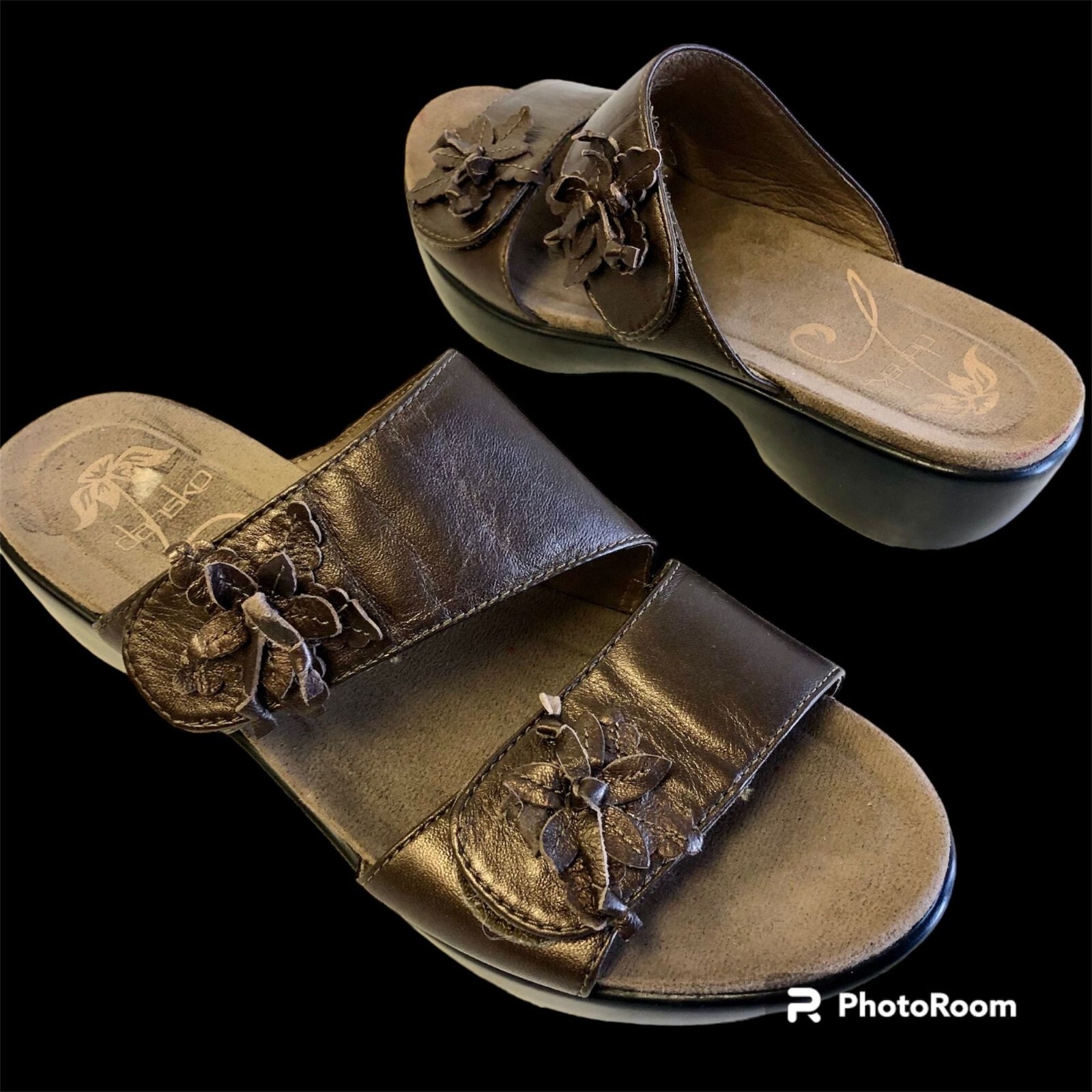 Dansko Donna METALLIC Bronze Leather Slides FLORAL Sa… - Gem