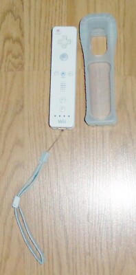 Official OEM Nintendo Wii Remote White Controller = Back of closet find ...