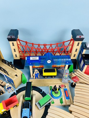 Lot Thomas The Train Engine Trackmaster Set Station Bridge Sounds Shed ...