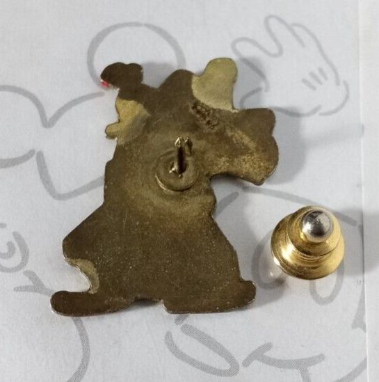 Olive Oil Kissing Popeye with Pipe Vintage Lapel Pin | eBay