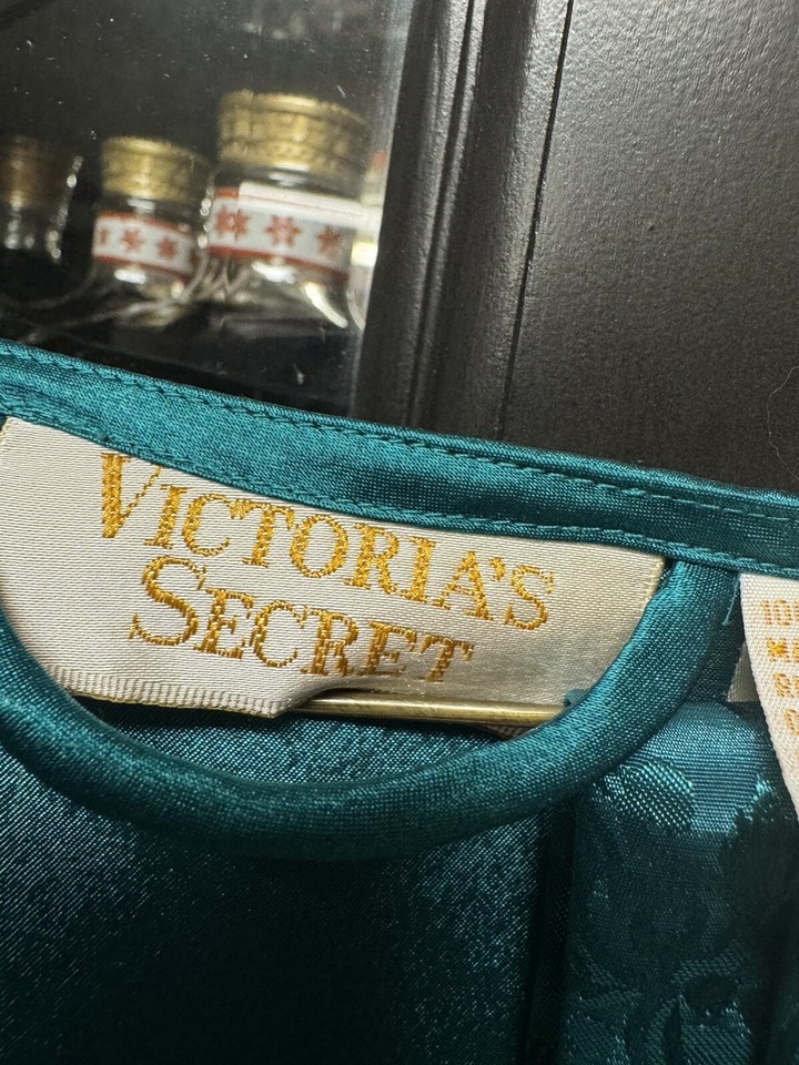 Above The Knee Length Vintage Emerald Green Victoria Secret Silky Robe ...
