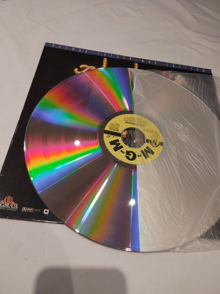 THE BIRDCAGE Laser Disc SEALED NOS Letter Box Edition MGM / UA Digital ...