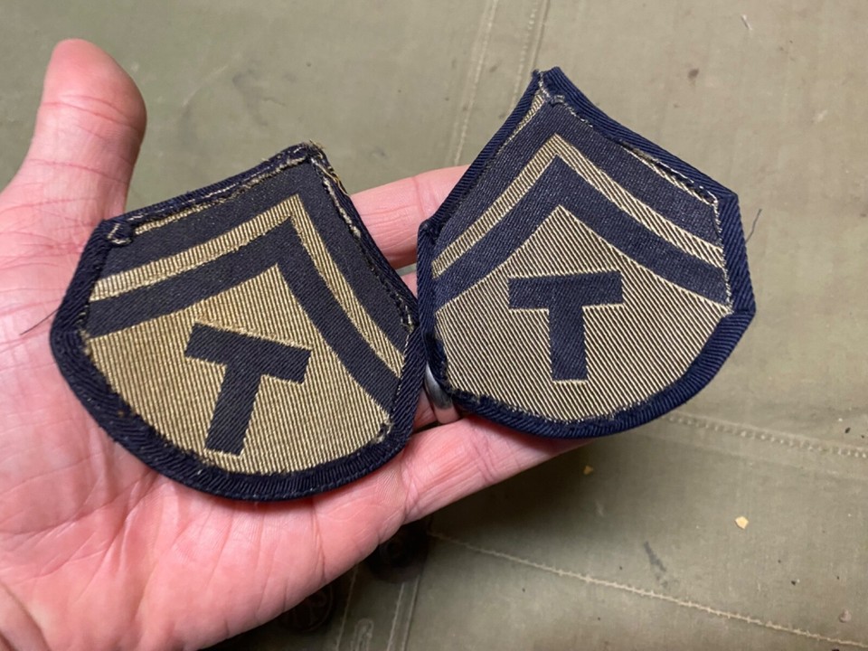 ORIGINAL WWII US ARMY NCO TECH CORPORAL JACKET INSIGNIA CHEVRONS-RAYON ...