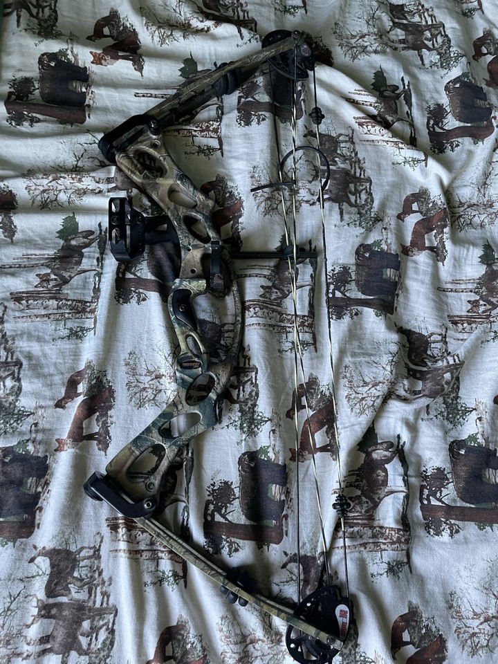 Hoyt Trykon Jr. RH Youth Compound Hunting Bow READY TO HUNT | eBay