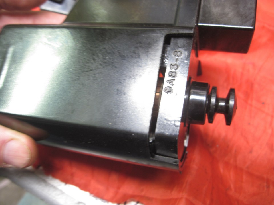 Singer 7105 Sewing Machine Motor Light Socket On/off Switch | eBay