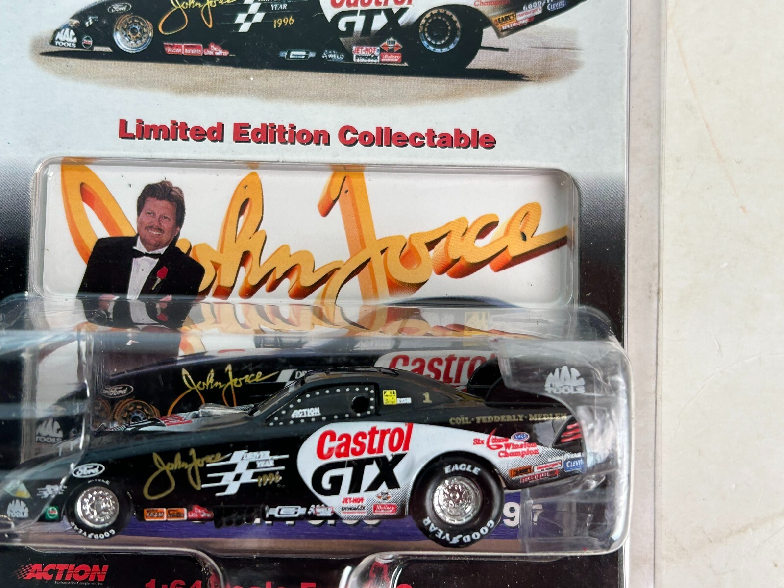 Action Racing NHRA 1:64 Scale 1997 Ford Mustang Funny Car, John Force ...