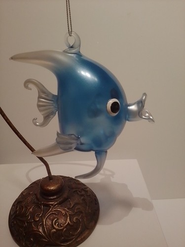 Beautiful Hand Blown Glass Fish Ornament Blue Pearlescent Finish 4.5 ...