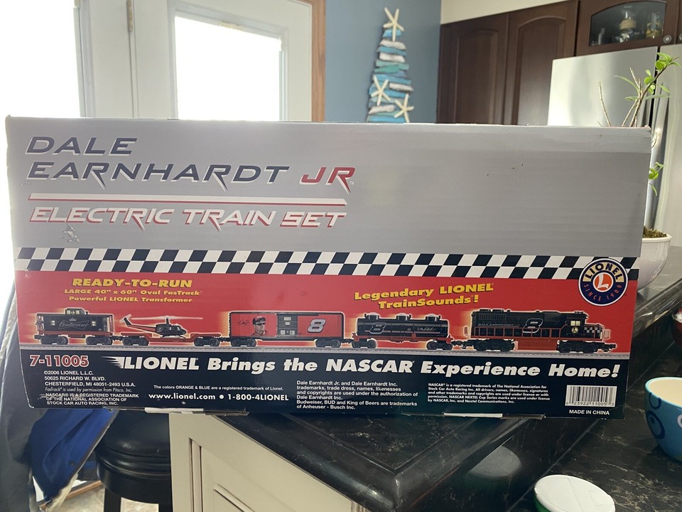 Dale Earnhardt JR Lionel Electric Train | eBay