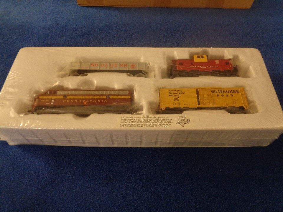New Menards Bachmann HO Scale Rail Splitter Train Set & Used Shooting ...