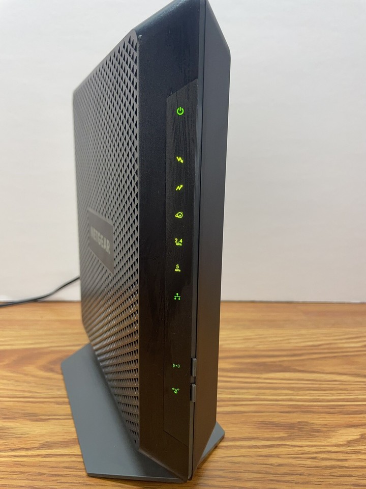 NetGear NightHawk AC1900 WiFi Cable Modem Router Combo Built-in DOCSIS ...