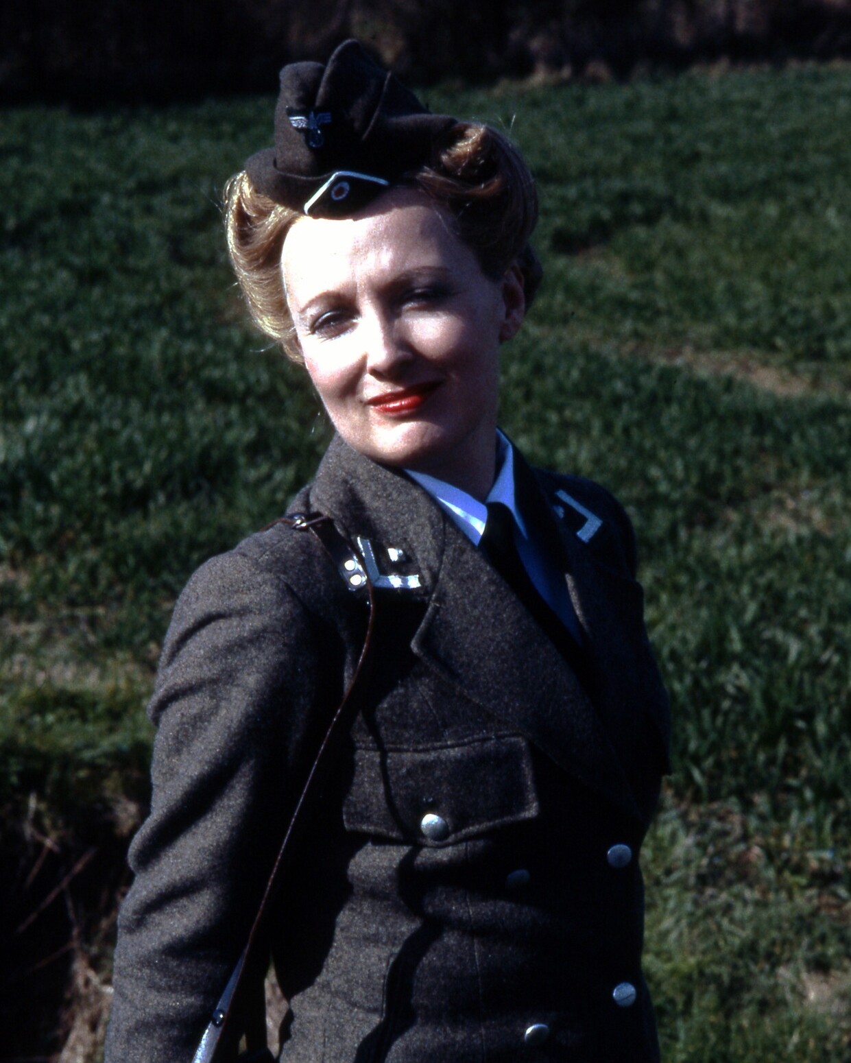 Kim Hartman Allo Allo 10" x 8" Photograph no 5 | eBay