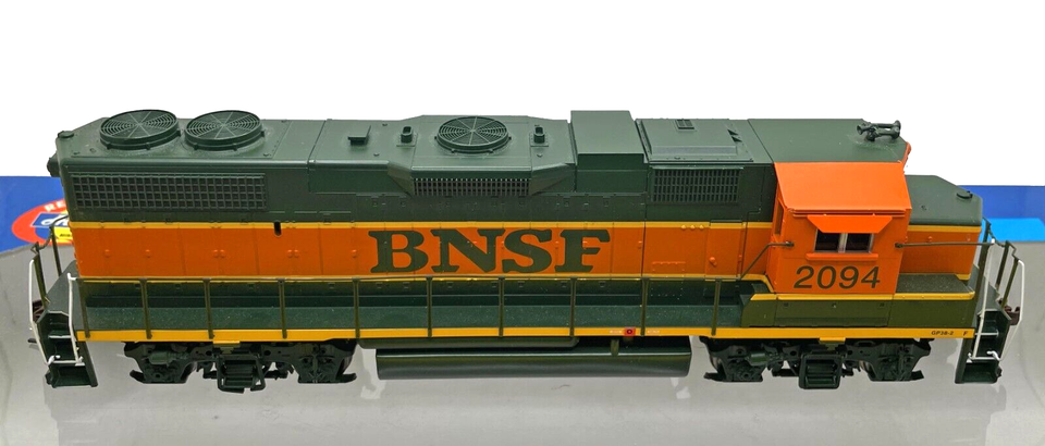 HO ATHEARN 7992 GP38-2 BNSF # 2094 | eBay