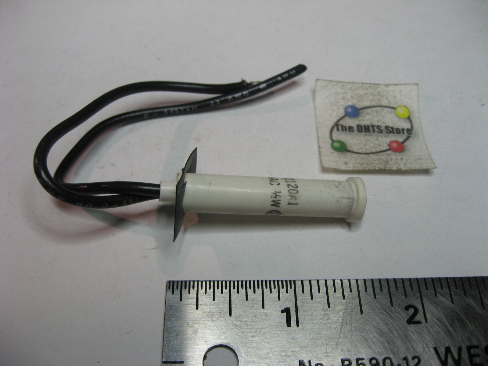 Industrial Devices 2120A1 Red Panel Mount Lamp 125VAC NE-2 Used Qty 1 ...