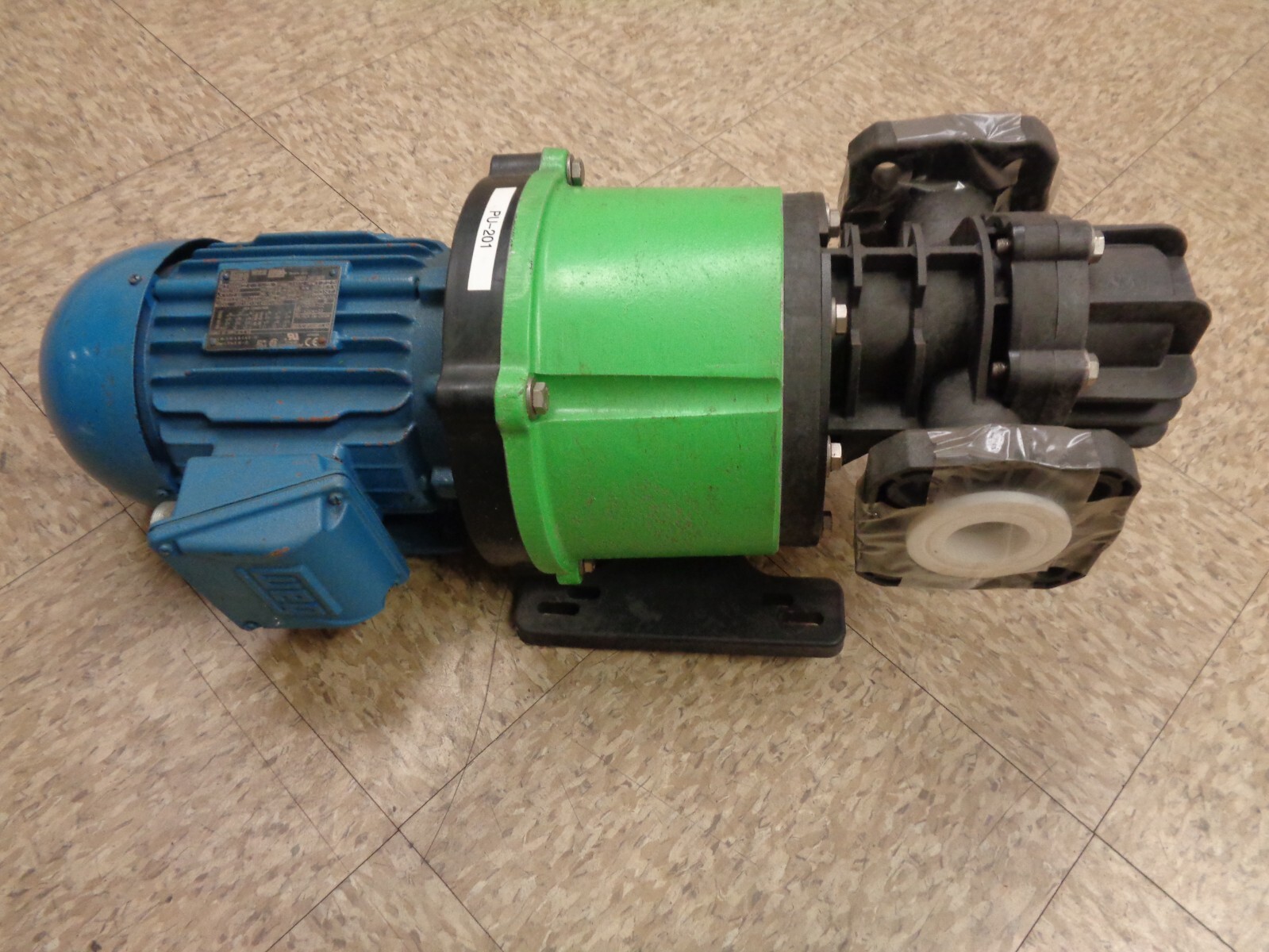 pulsafeeder eclipse gear pump E75FLVR-X 2hp chemical processing fluid ...
