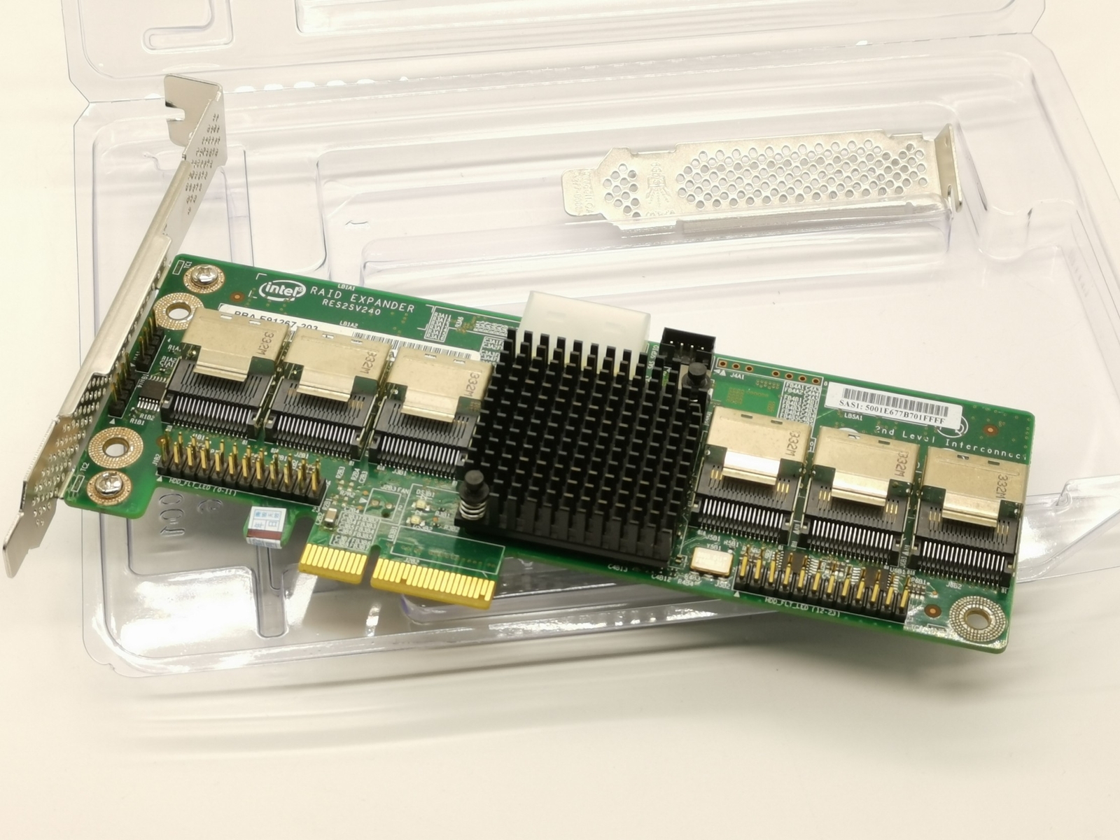 Intel Expander für HDD SSD RES2SV240 PCIe x8 6G SAS S-ATA 24 Port ...