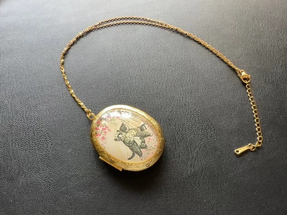 Vintage Wedding Cat Locket Gold Pendant Handmade Oval Photo Locket ...