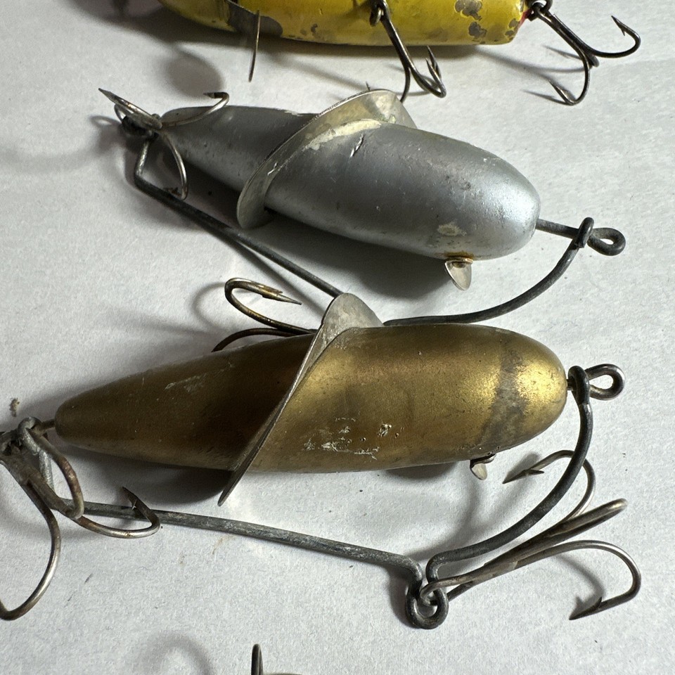Vintage Lot Of 6 Fishing Lures. Metal P&K Whirl Pflueger Devon Success ...