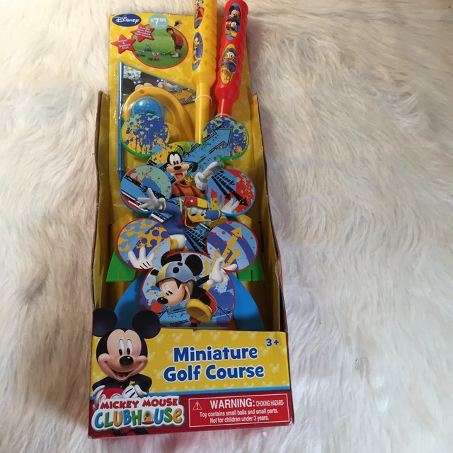 Disney Mickey Mouse Clubhouse 11 PC Miniature Golf Course in or ...