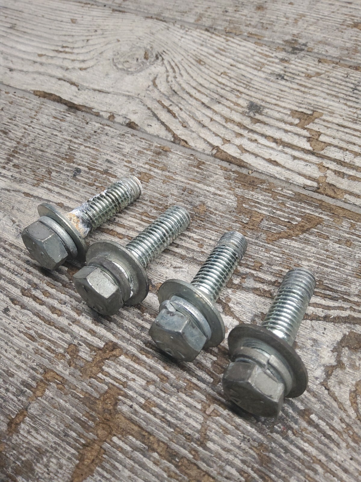 2004 04 99-06 Harley Davidson Road King FLHRCI Rear Back Shock Mount ...