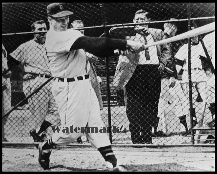 2 sport athletes - SimLeague Baseball | WhatIfSports.com