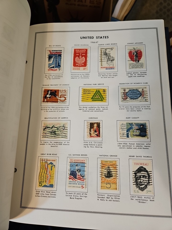 Over 500 Stamps United States Liberty Stamp Album Collection 6E46 | eBay