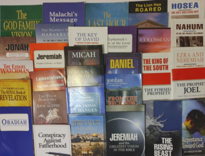 33 Religious Booklets GERALD FLURRY Philadelphia Church of God Bible ...