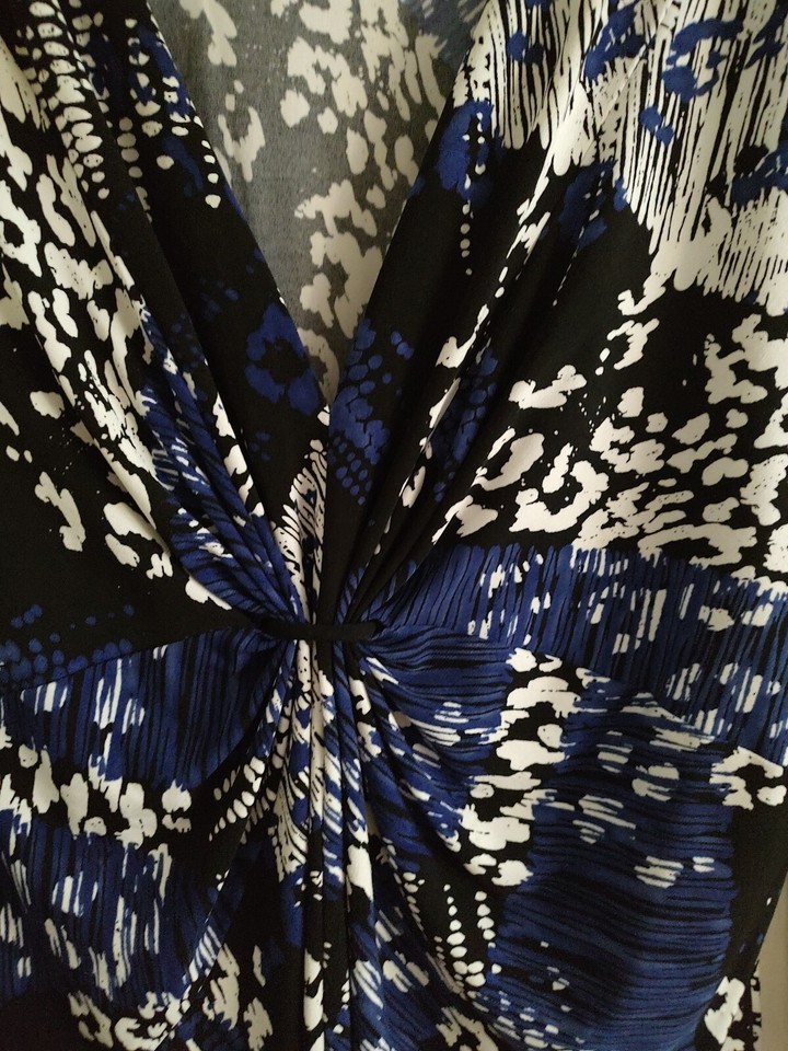 Chaus 3/4 Sleeve Rushed Breast Blue Pattern Blouse Top Size Large | eBay