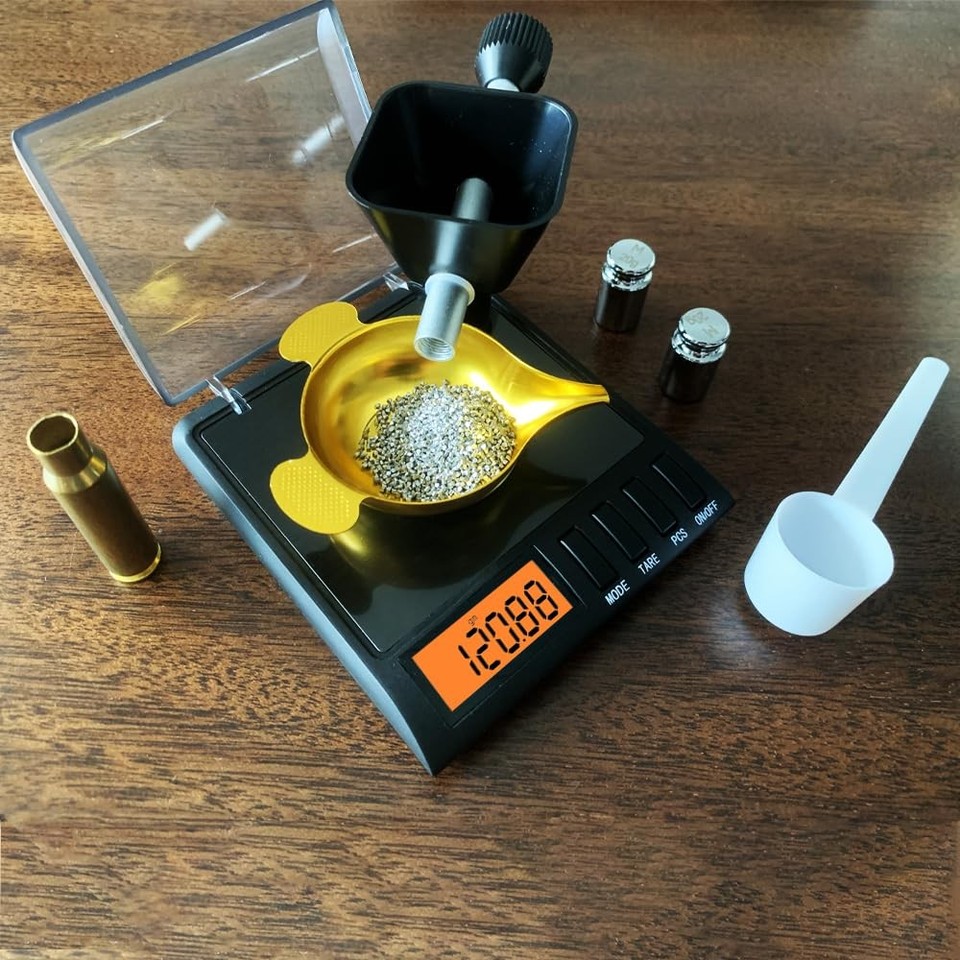 Reloading Scale with Powder Trickler, 750 Grains X 0.02 Gn, Metal ...