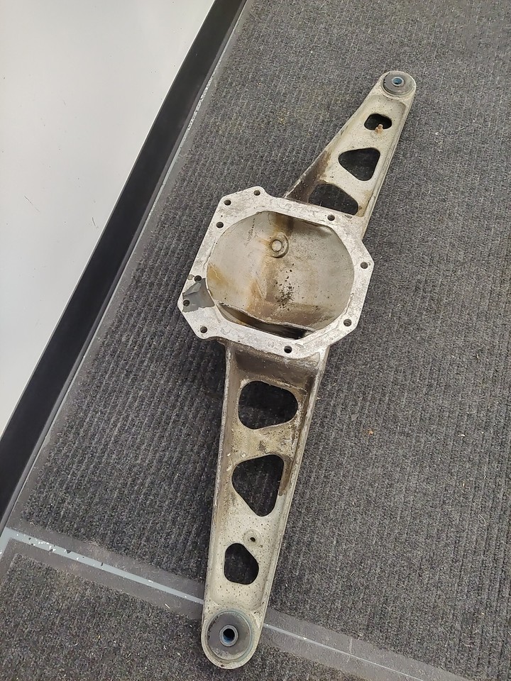 1980-1982 C3 Corvette Rear Differential Cross Member Cover Bat Wing ...