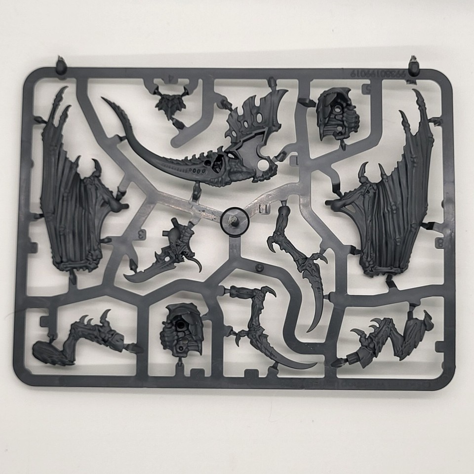 Warhammer 40,000 Leviathan Box tyranids Half NOS with Instructions And ...