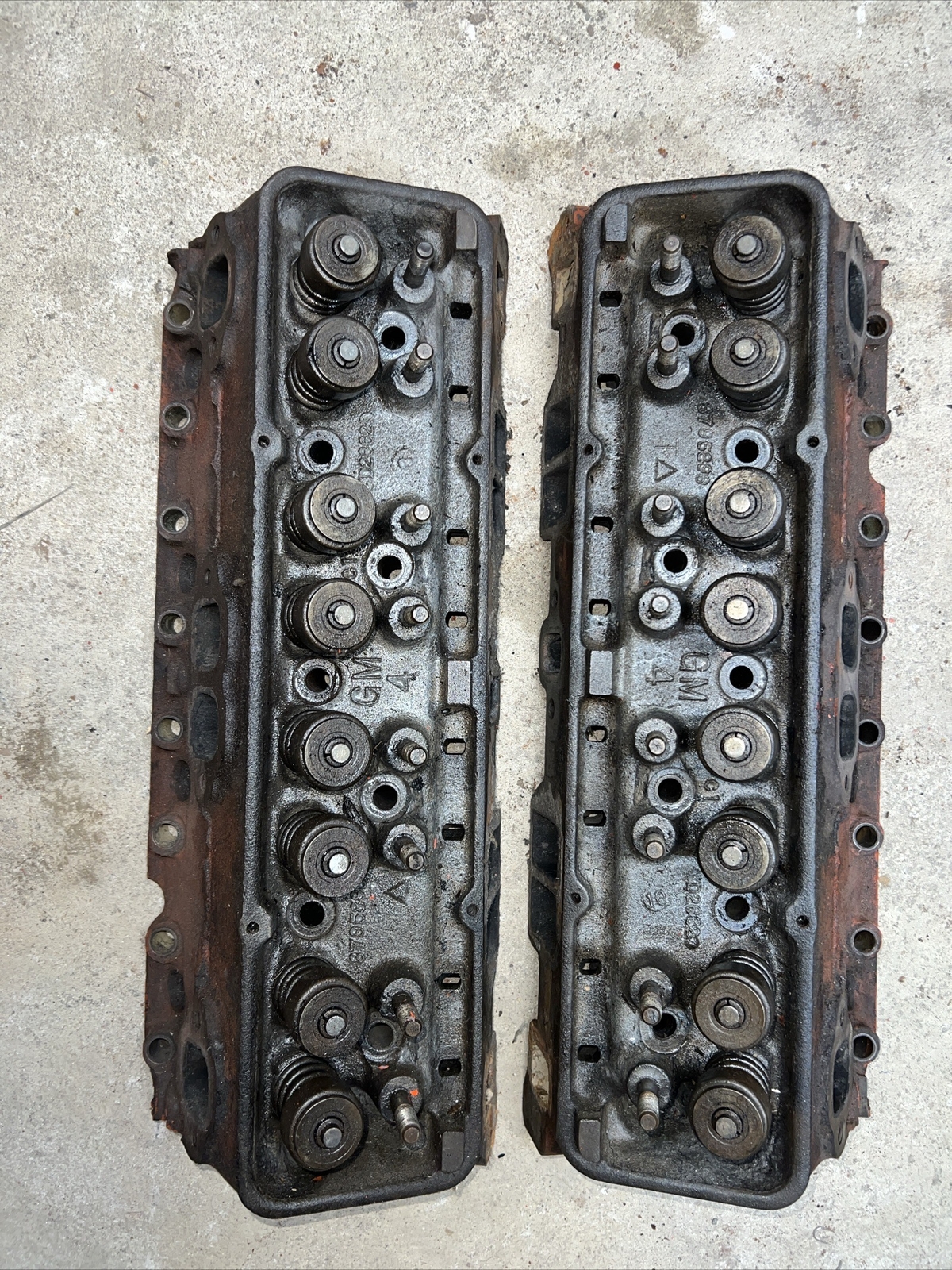 1962 Corvette Chevy Heads 3795896 Both Dated D-26-2 | Genuine OEM ...