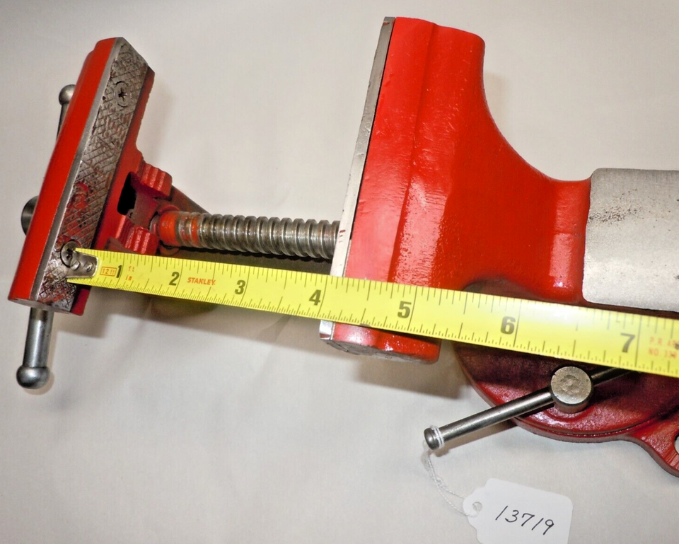 Vise, Columbian No. 04, Swivel Bench Vise, 4" Wide Jaws, Opens to 4 ...