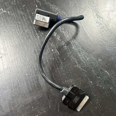 GENUINE OEM AUDI iPhone®/iPod® Cable Charger 4F0 051 510 AG | eBay