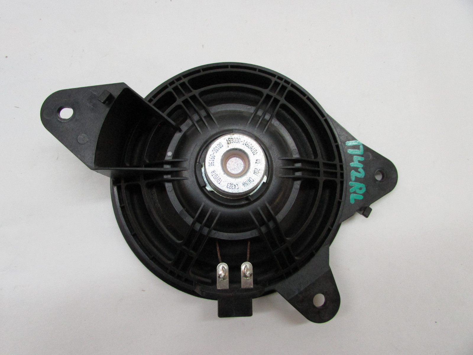 2011 TOYOTA SIENNA REAR RIGHT SPEAKER 86160-08180 OEM 11 12 13 14 15 16 ...